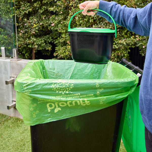 Garden Bags - Compostable Xtra Tuff Garden Waste Sacks | BIOTUFF – Biotuff